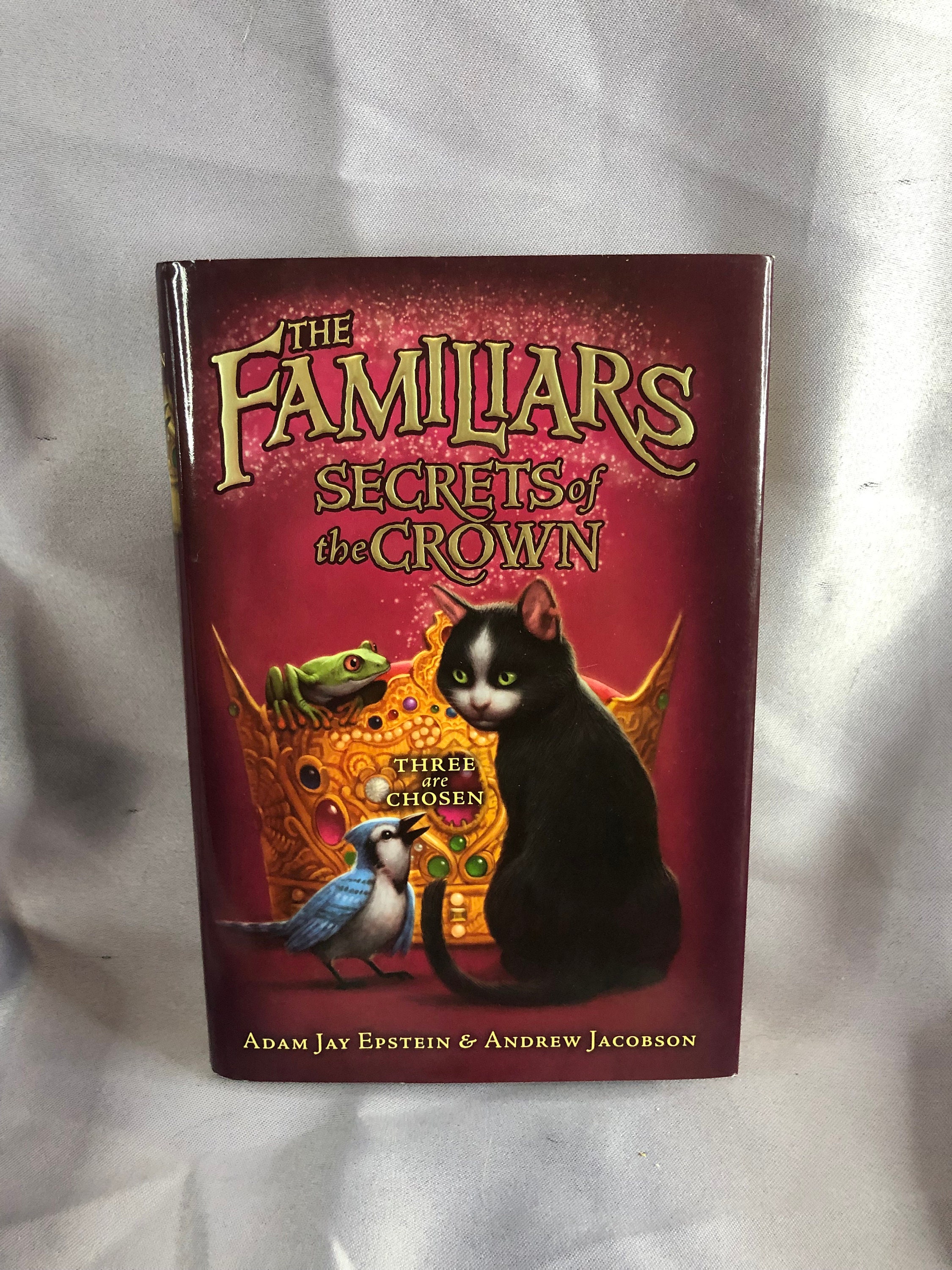 The Familiars Secrets Of The Crown