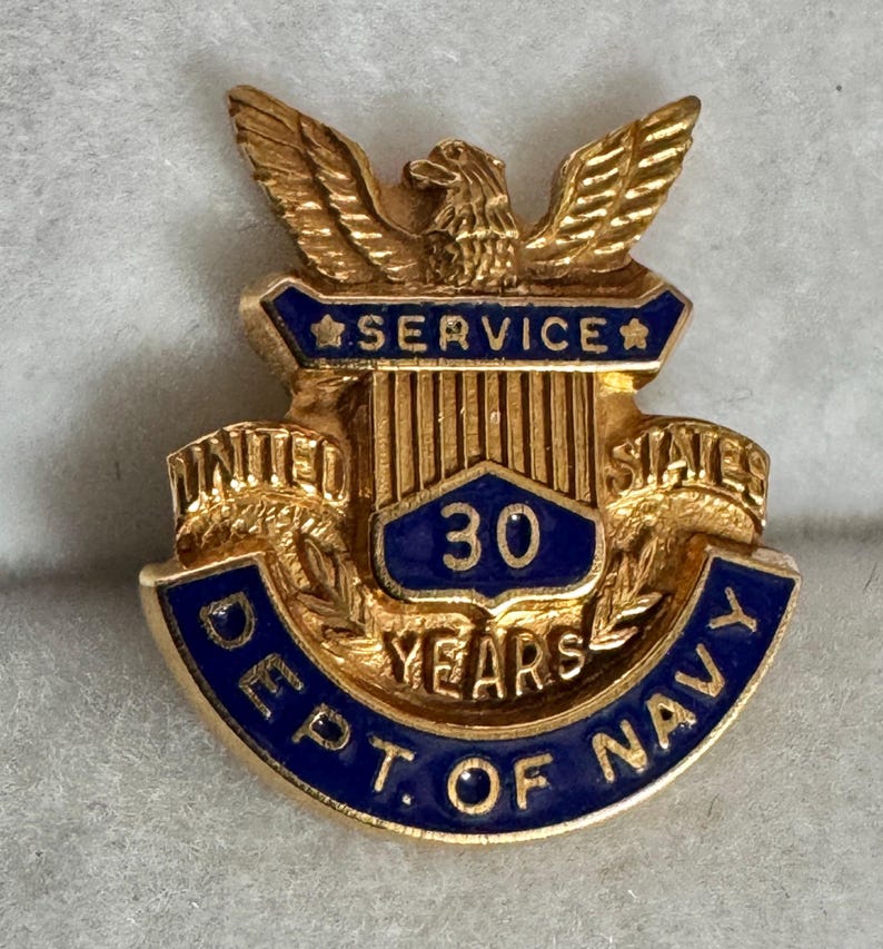 10K Solid Gold US Department of Navy 30 Years of Service 1950’s Lapel ...