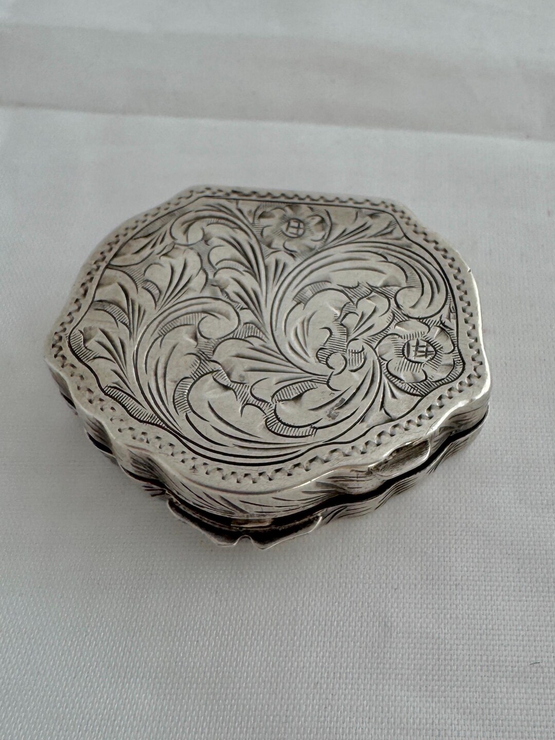 Chased 835 Silver Pill Box Beautiful Vintage Patina Hallmark 835 Width ...