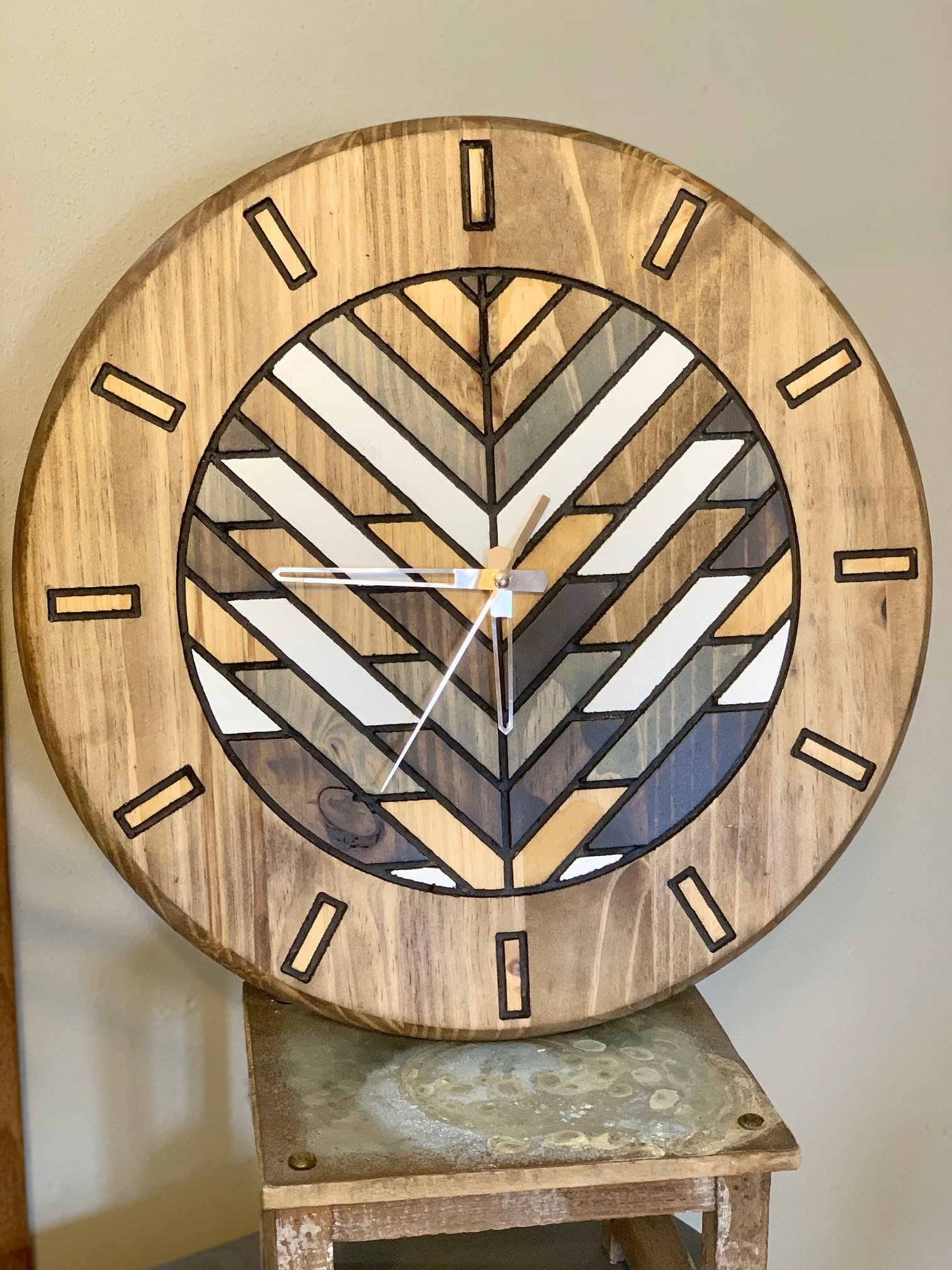 Hand Crafted Barn Wood Quilt Pattern Clocks for Every Crafter or Farm ...
