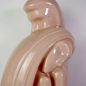 Vintage Haeger Couple Sculpture Statue PINK Art Deco Lovers Embrace ...