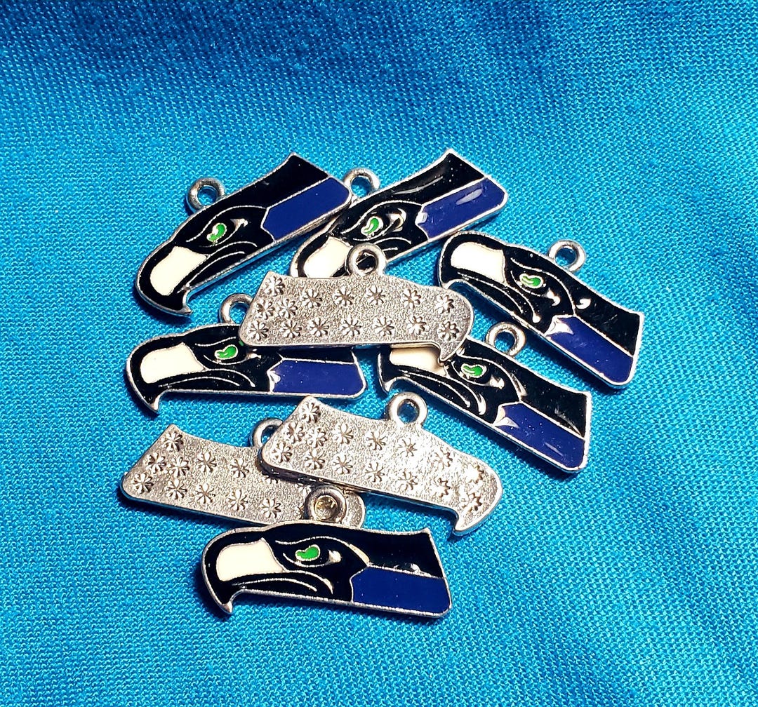 Seahawk Charms 25 Left-facing or 25 Right-facing - Etsy
