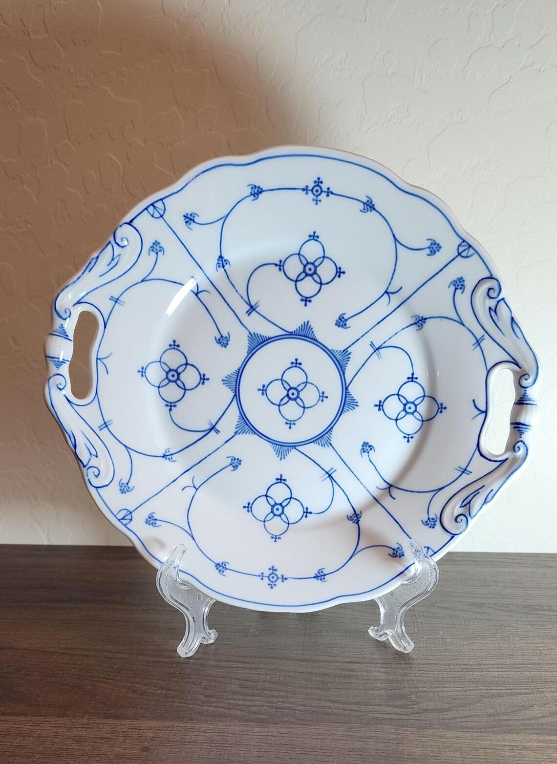 Blue and White-strawflower Pattern-double Handled Plate - Etsy