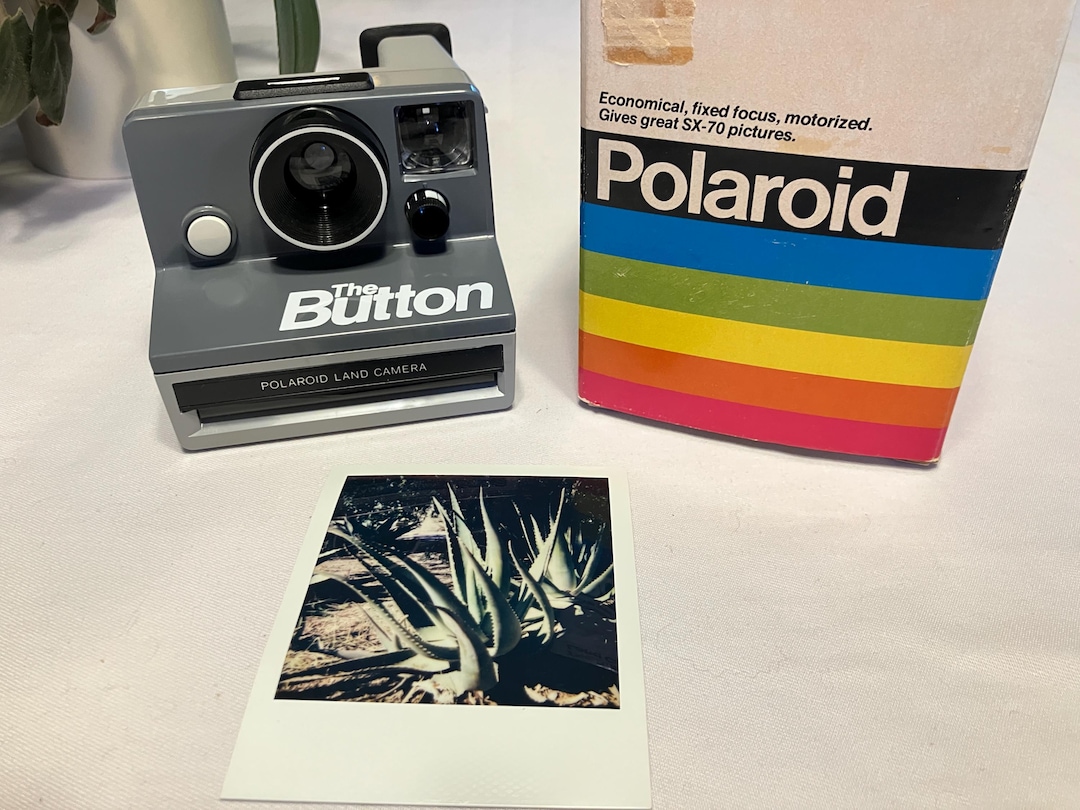 Film Tested 1970's Polaroid the Button One Step SX-70 Instant Camera ...
