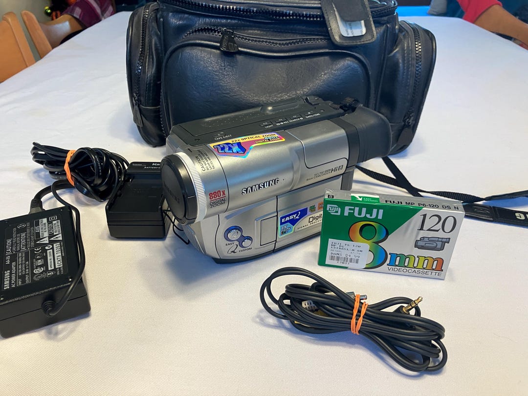 Tested Working Samsung SCL700 Hi8 Tape Camcorder W/ New Battery, Case ...