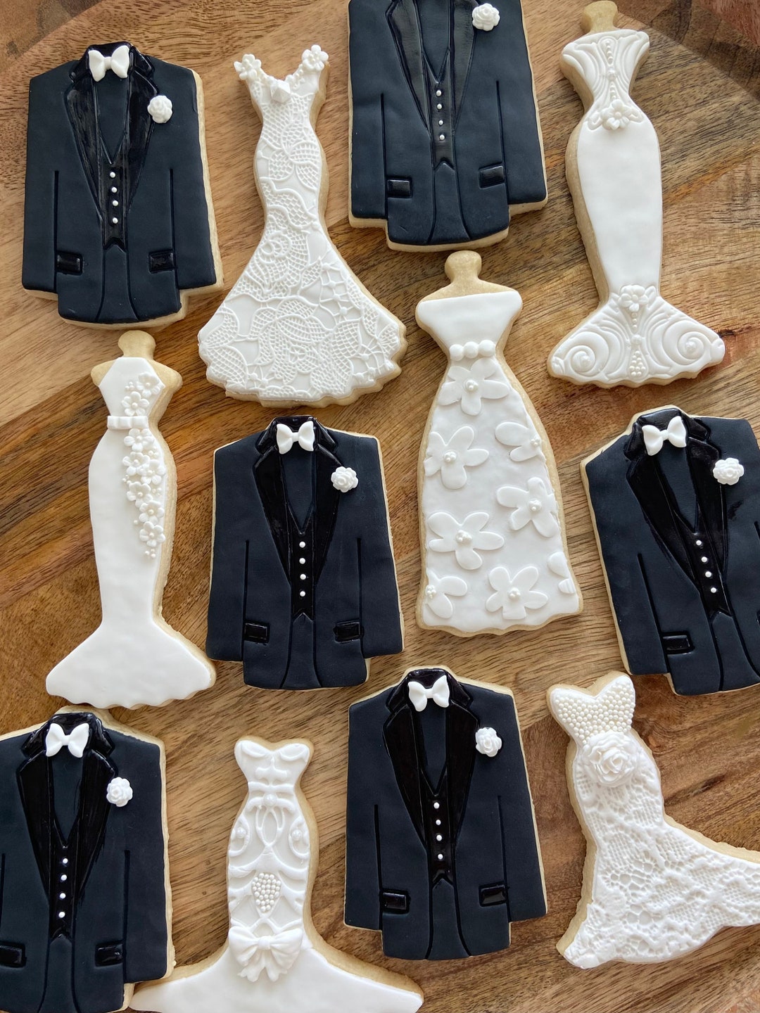 Bride and Groom Sugar Cookies SHIPS IN 2-3 Weeks! (black and White ...