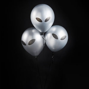 5 Blast off Silver Alien Balloons - Etsy
