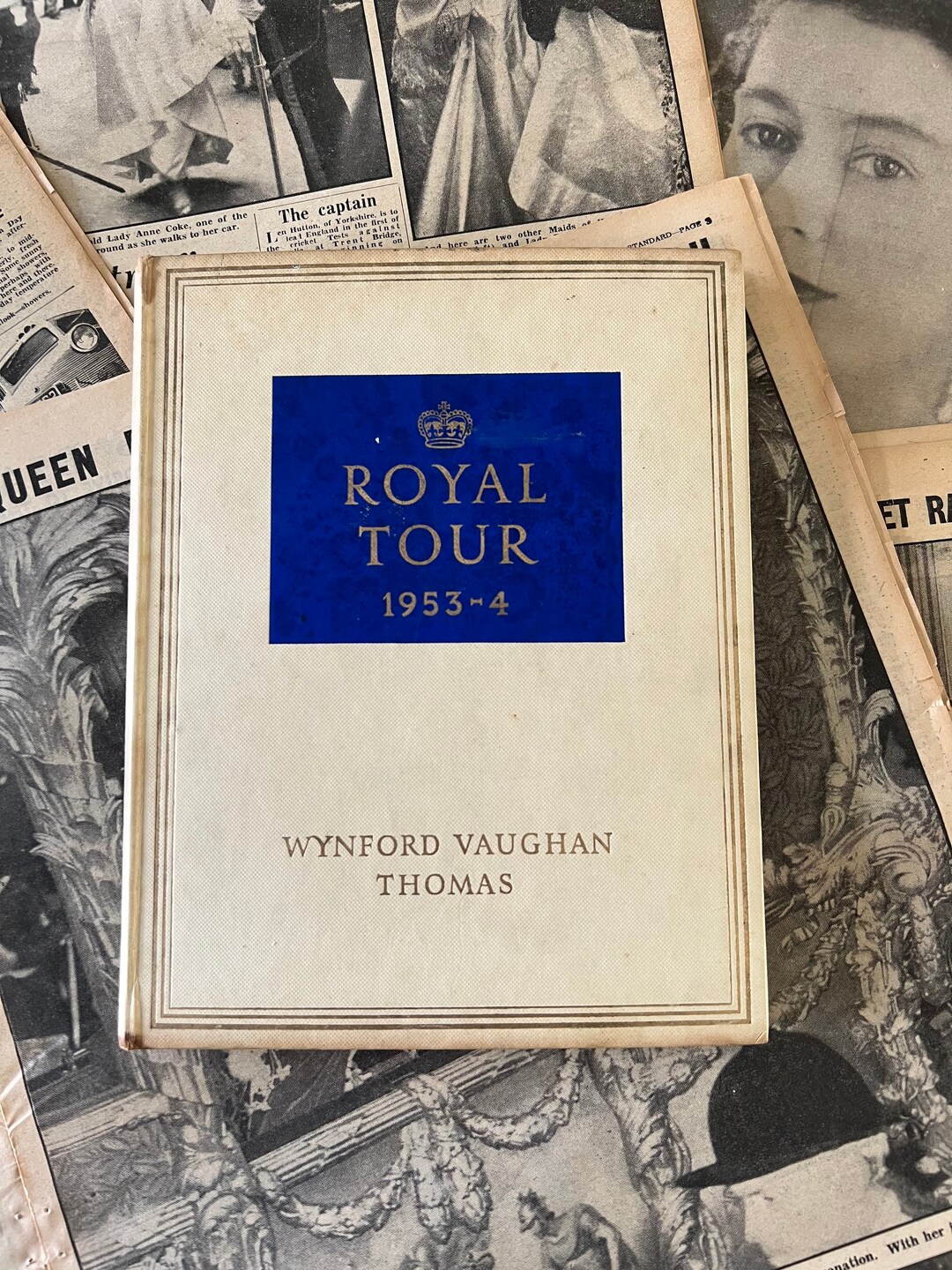 Vintage Royal Family Book / Collectable Royal Family Book / Royal ...
