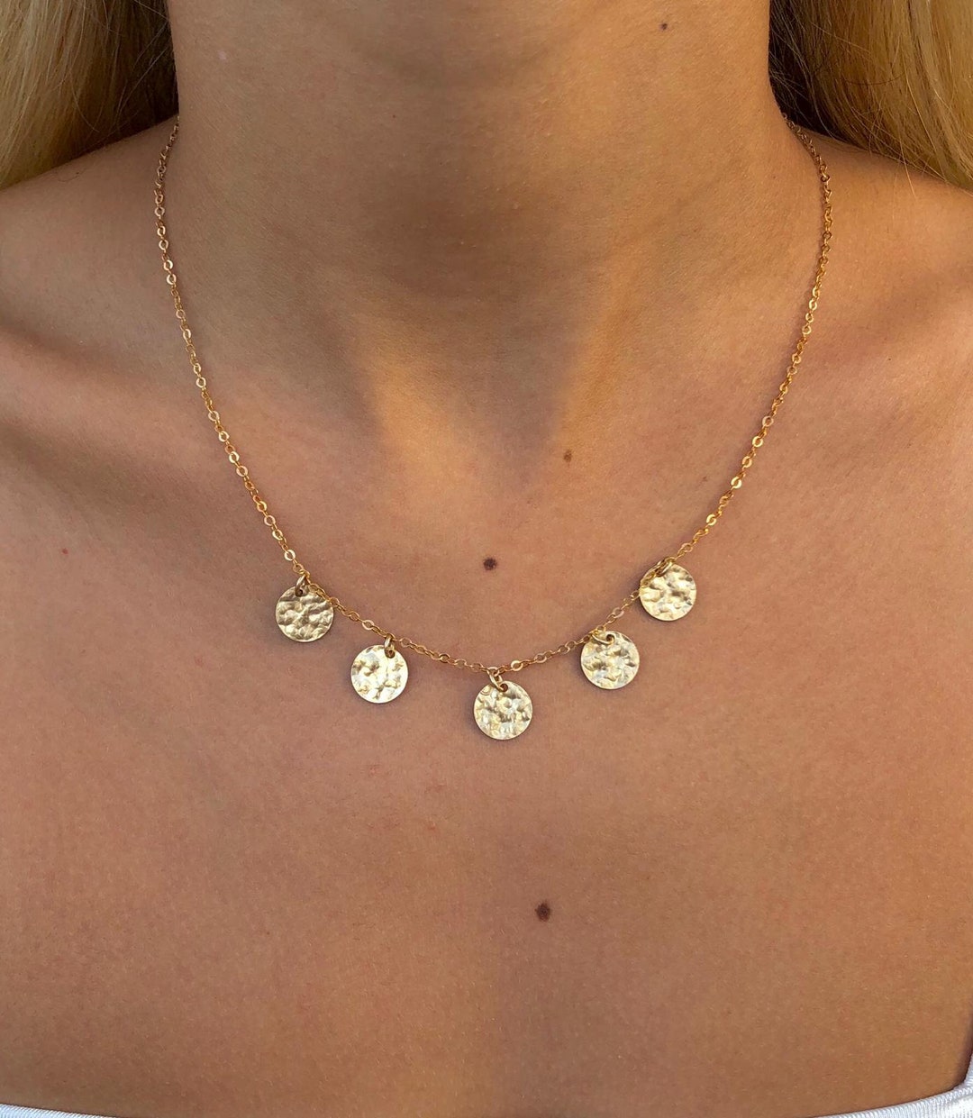 Collar lleno de oro, collar delicado, collar de oro, collar de disco de ...