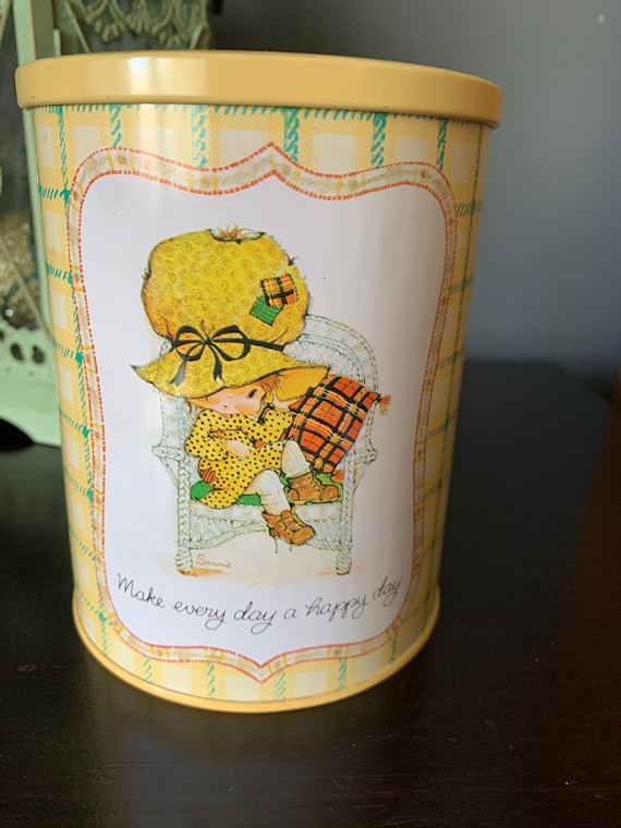 Vintage gorgeous Bonnie Bonnet Tin Make Every Day A Happy | Etsy