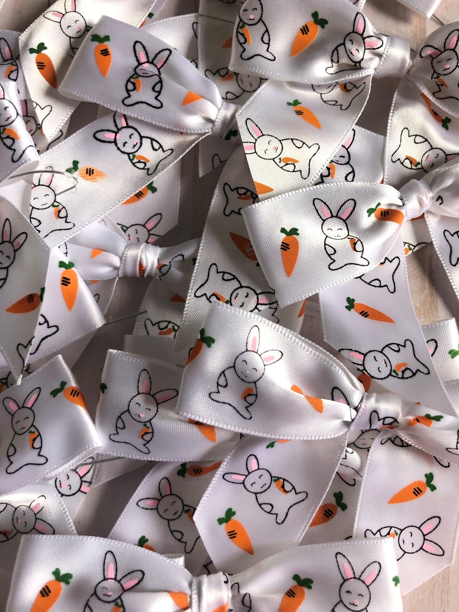 20 Easter Bunny Favor Bows, Spring Party Favor Bow, Small Bunny Bows ...