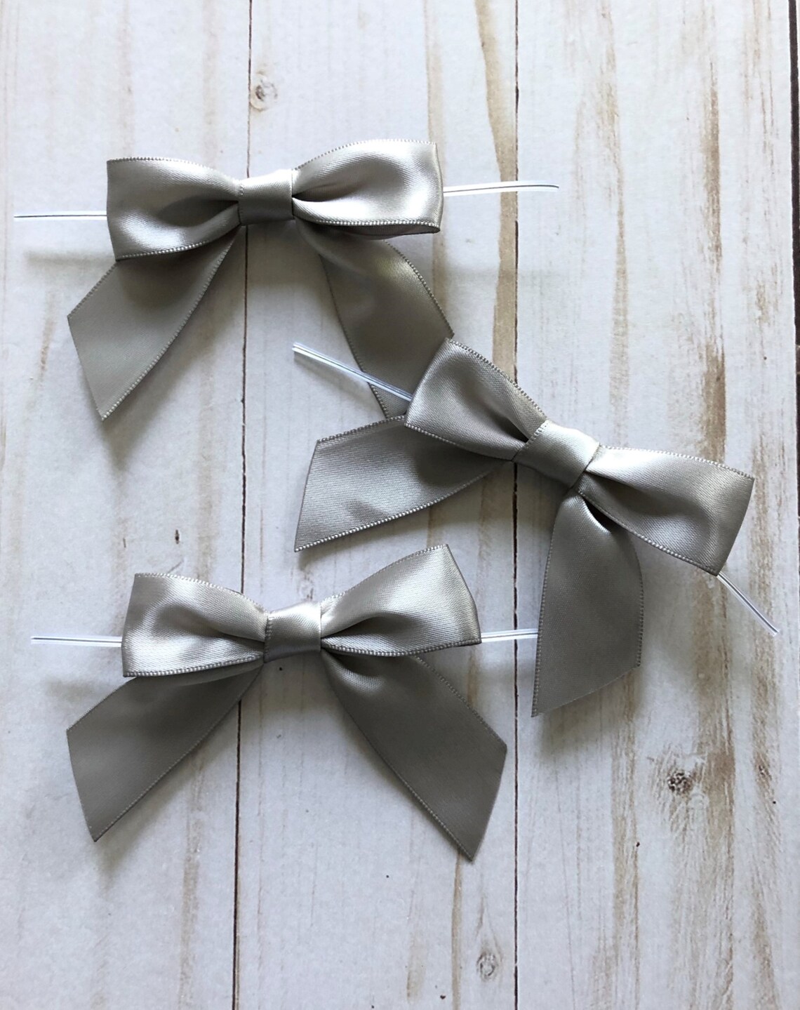 20 Silver Satin Bows Party Favor Bow Gift Bag Bow Special | Etsy