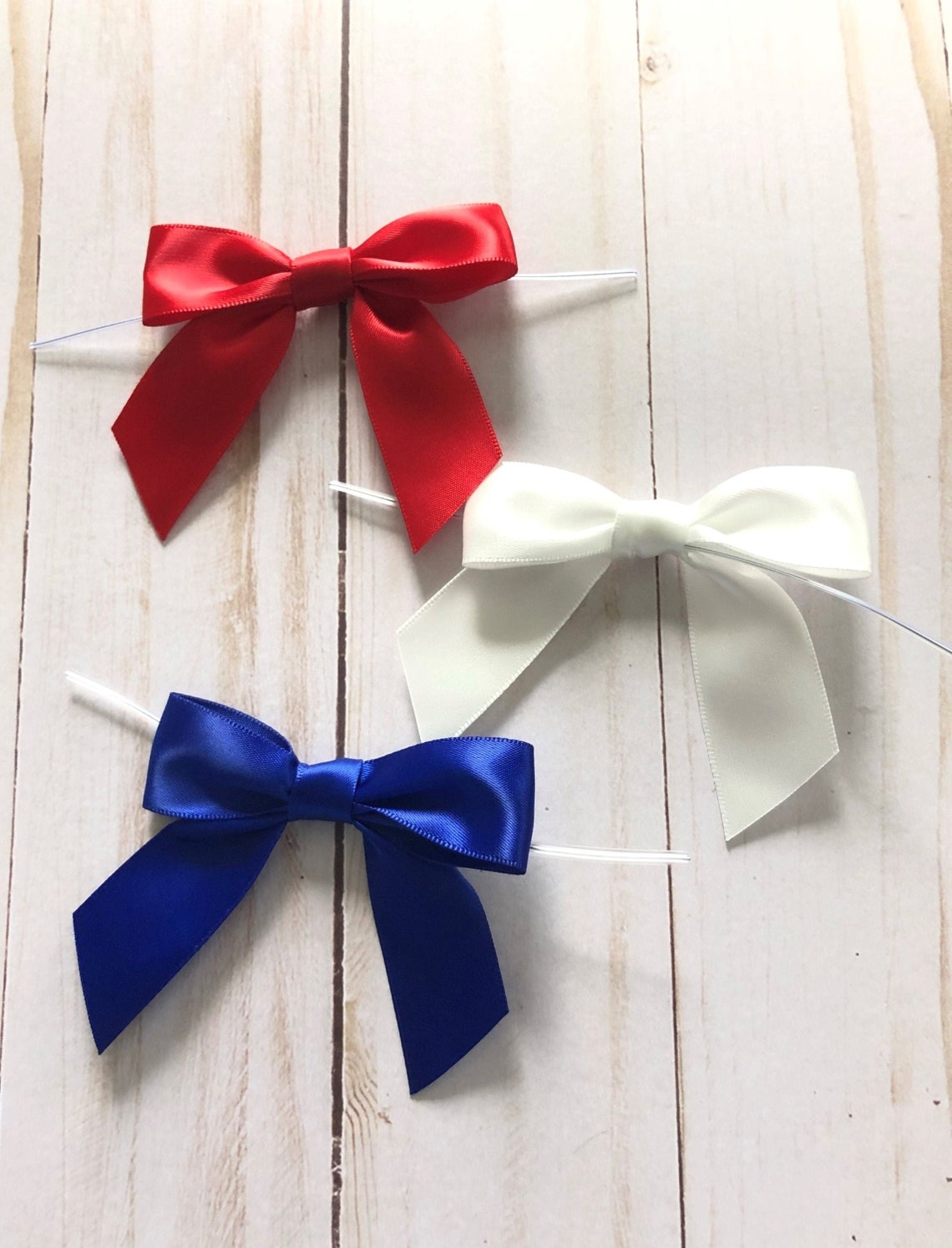 20 Patriotic Assorted Satin Bows Party Favor Bow 4th of July - Etsy