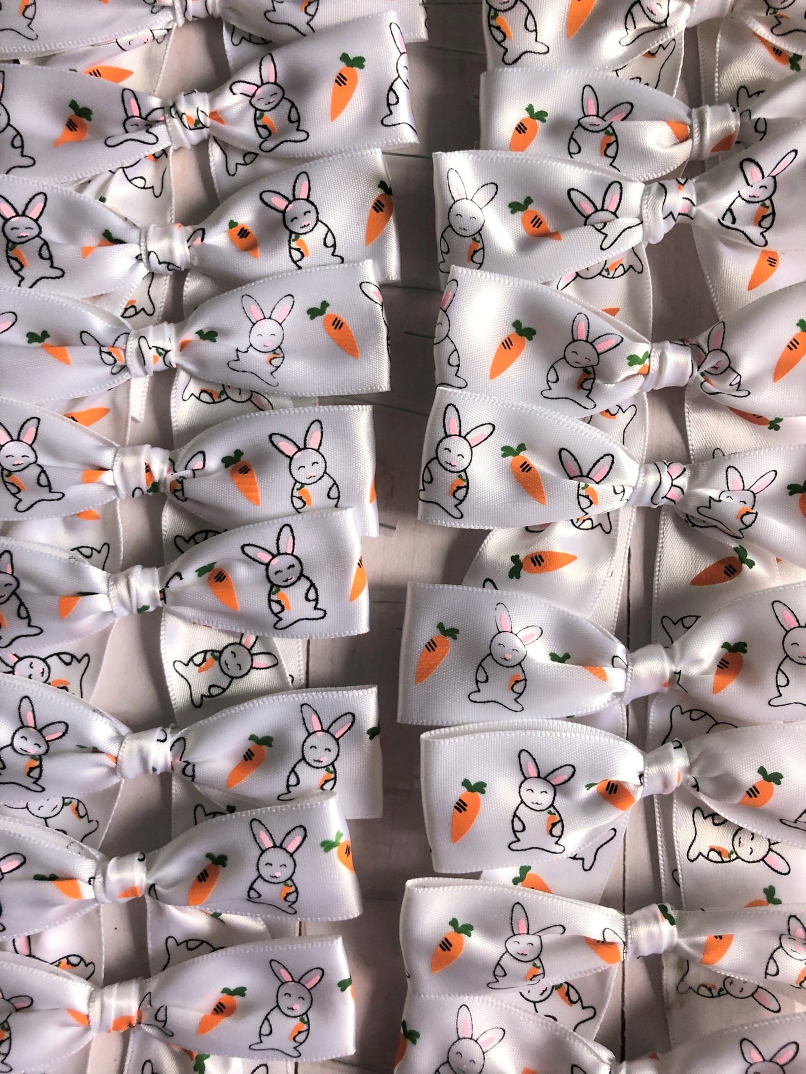 20 Easter Bunny Favor Bows Spring Party Favor Bow Small - Etsy