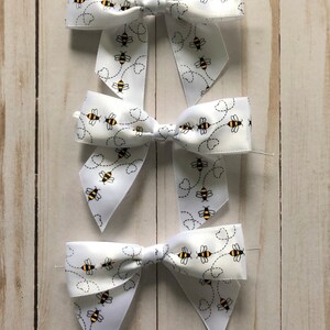 20 Small Bee Bows, Bee Baby Shower Decor, Bumble Bee Shower Decorations ...