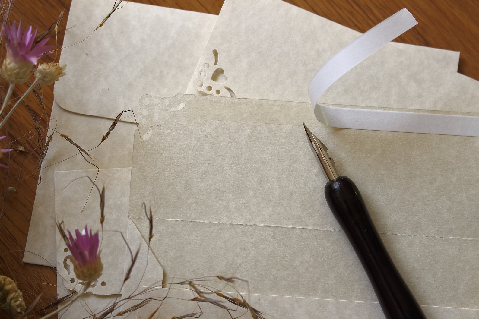25 C6 Parchment Natural Envelopes for Wedding Invitations, Thank You ...