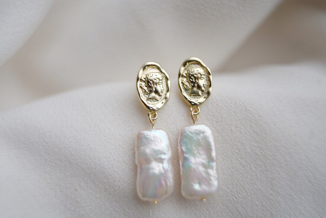 Handmade Queens Gambit Coin Gold Color Earring Natural Real Freshwater ...