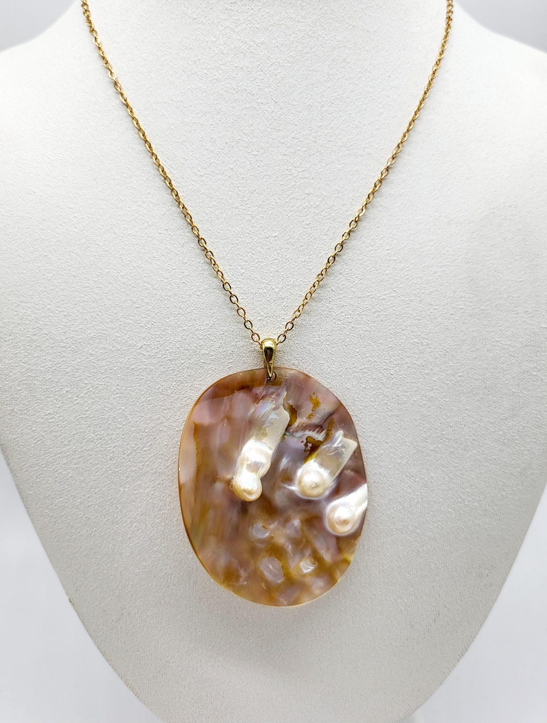 Vintage Oval Blister Mother of Pearl Necklace, Natural Blister Pearl ...
