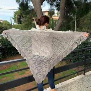 Large Triangular Shawls With Threads. Different Colors Triangular ...