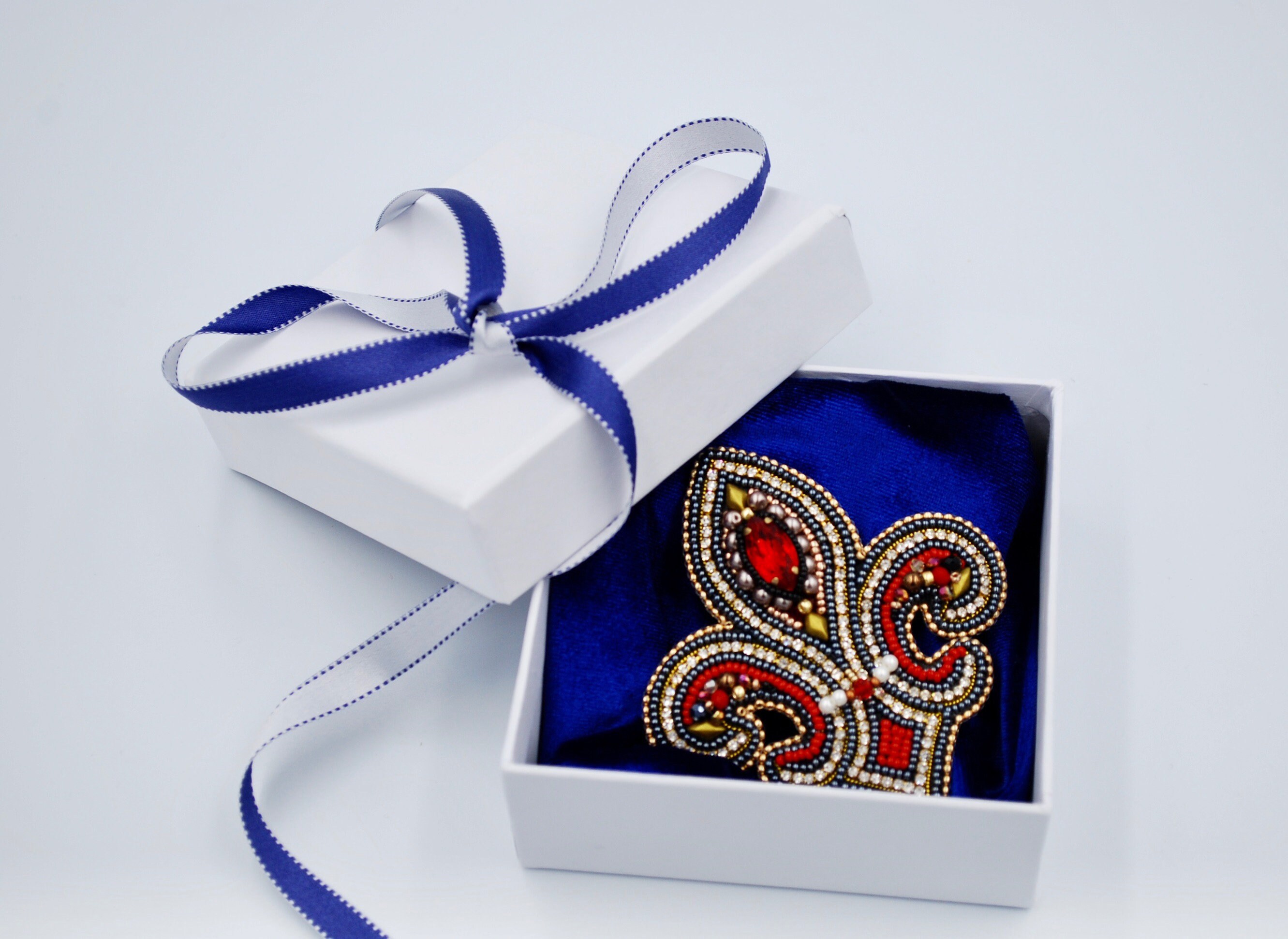 Red Lily Beads Brooch. Swarovski Crystals Brooch.handmade Lily Brooch ...