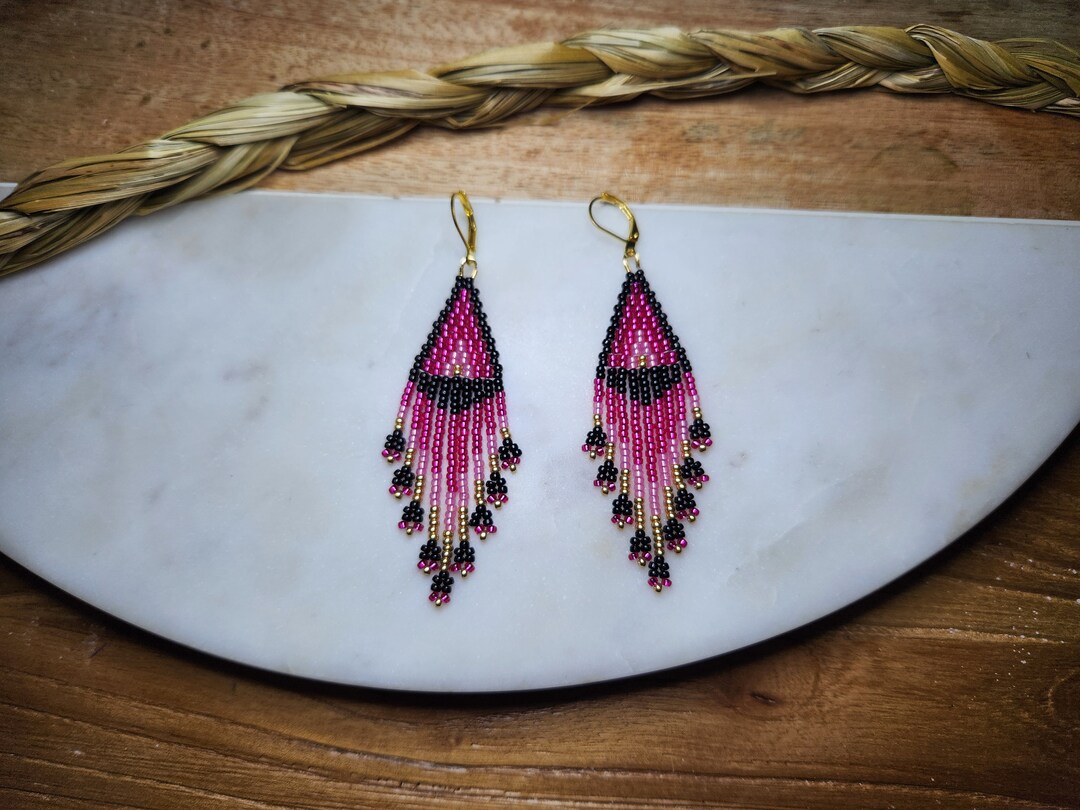Pink Beaded Earrings Mikmaq Beadwork native American - Etsy