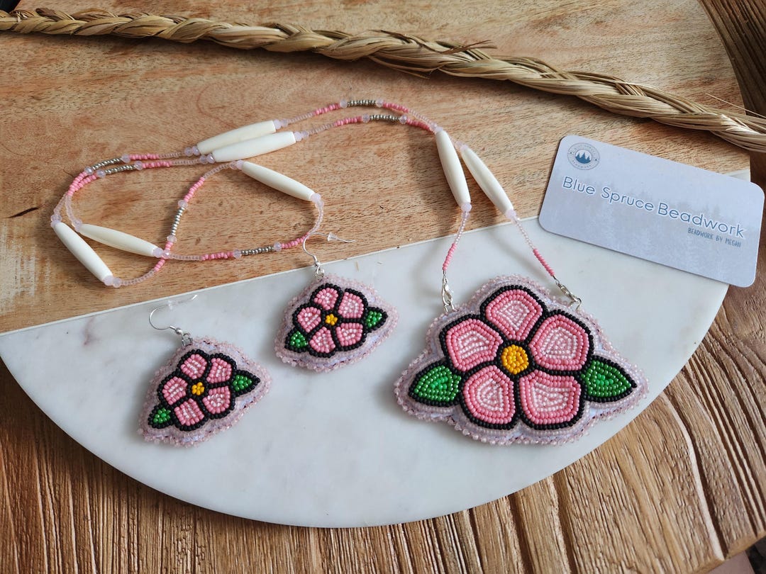 Floral Beaded Set | Indigenous Beadwork | Mi'kmaq | Native American ...