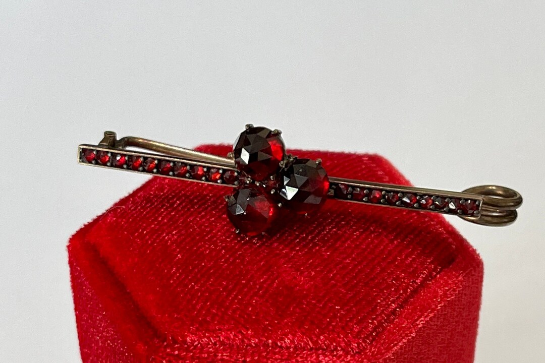 Victorian Bohemian Garnet Trefoil Pin: Gilt Metal Bar Pin, Circa 1800s ...