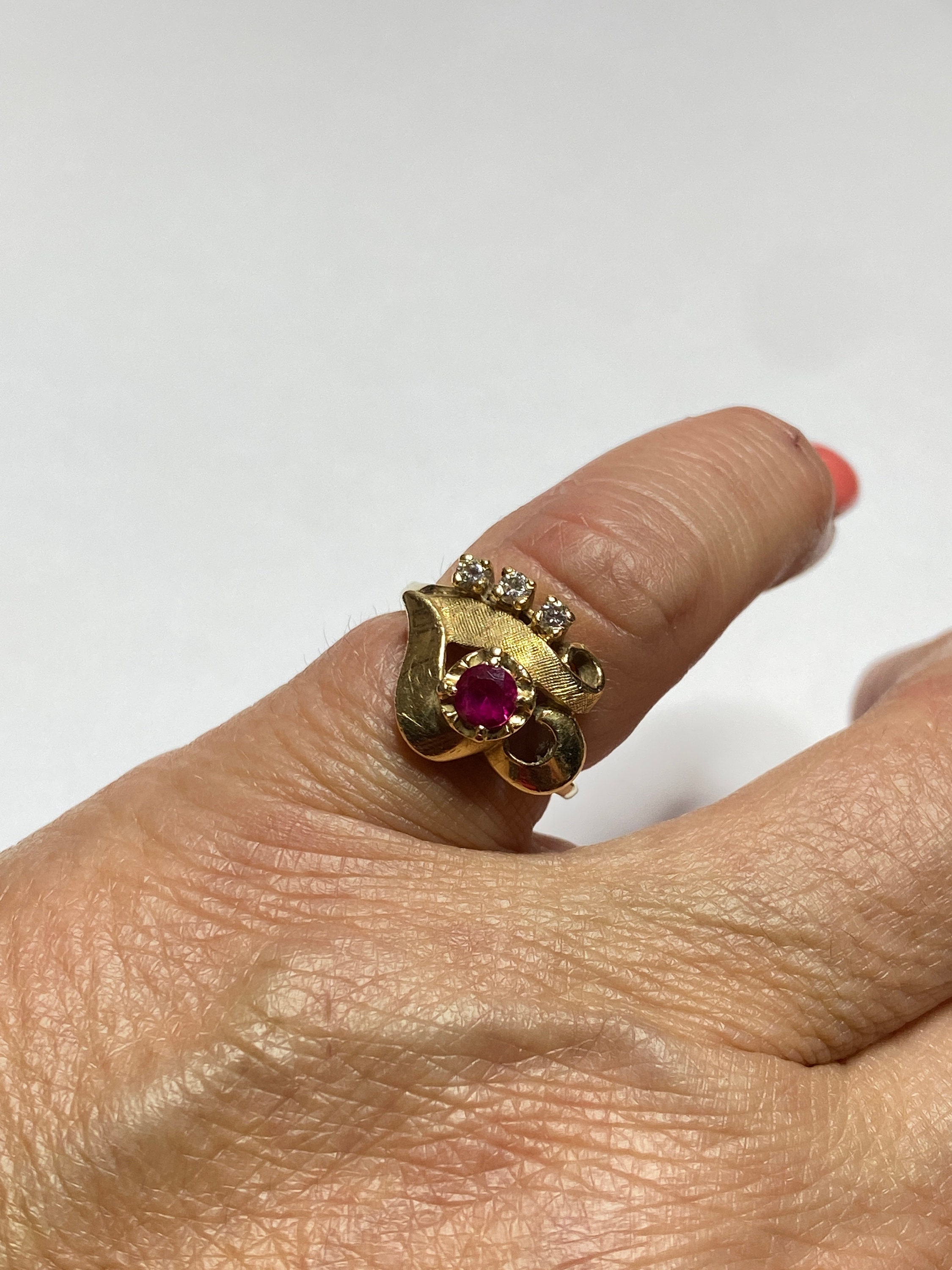 Natural Ruby and Diamond Ring Vintage 1950's 14k Yellow | Etsy
