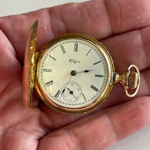 Elgin Ladies Pocket Watch 0s/15j- Victorian Era 14k Gold Floral Etched ...