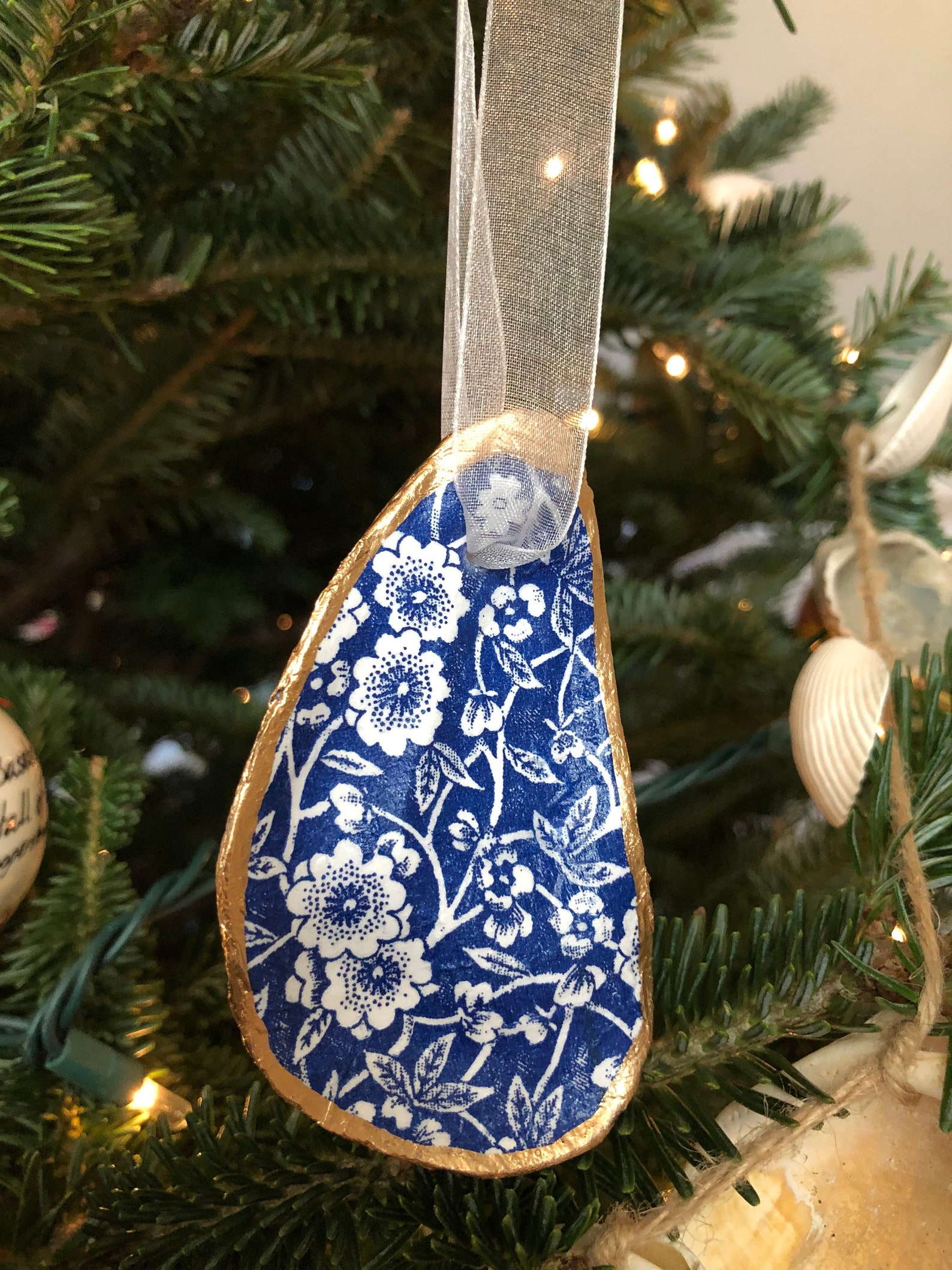 Oyster Shell Decoupage Christmas Ornaments Blue White - Etsy