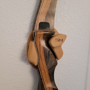 Custom Wall Mount for Recurve Archery Bow and Riser | 3D Printed - Etsy