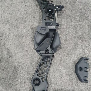 Custom Wall Mount for Recurve Archery Bow and Riser | 3D Printed - Etsy