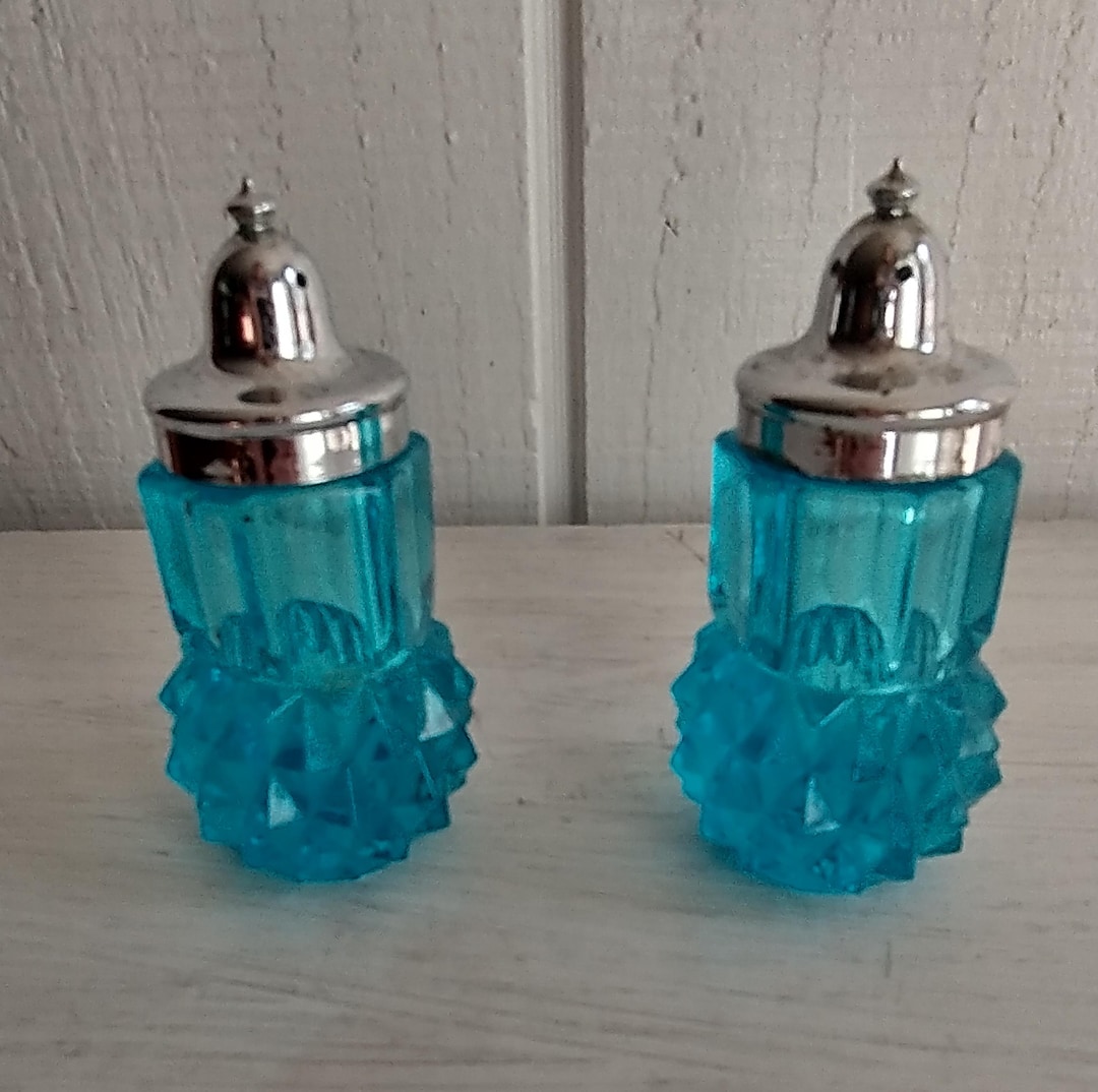 Vintage Indiana Glass Diamond Point Salt & Pepper Shaker Set Blue ...