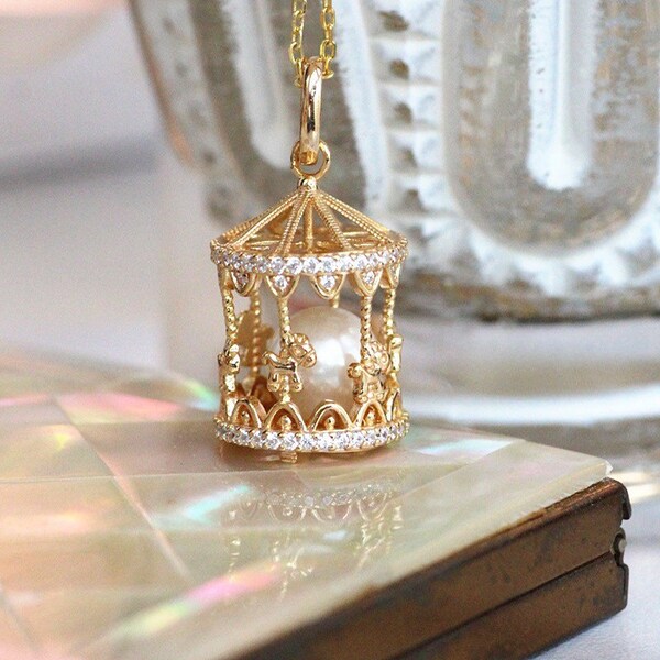 Carousel Necklace - Etsy