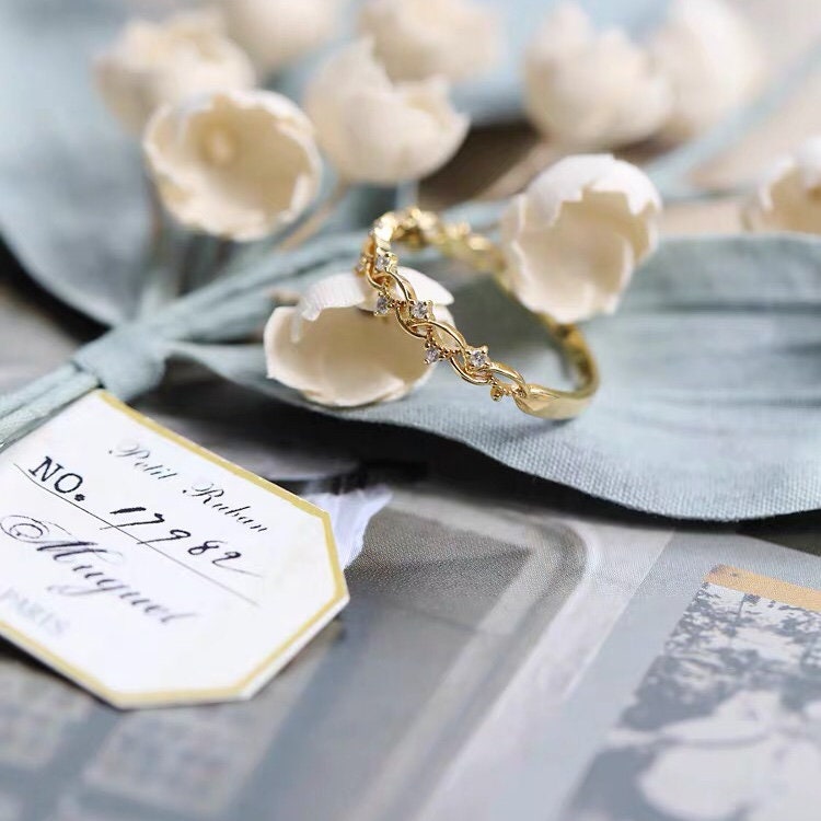 Tiny Diamond Wedding Ring Nature Inspired Ring Gold Leaf - Etsy