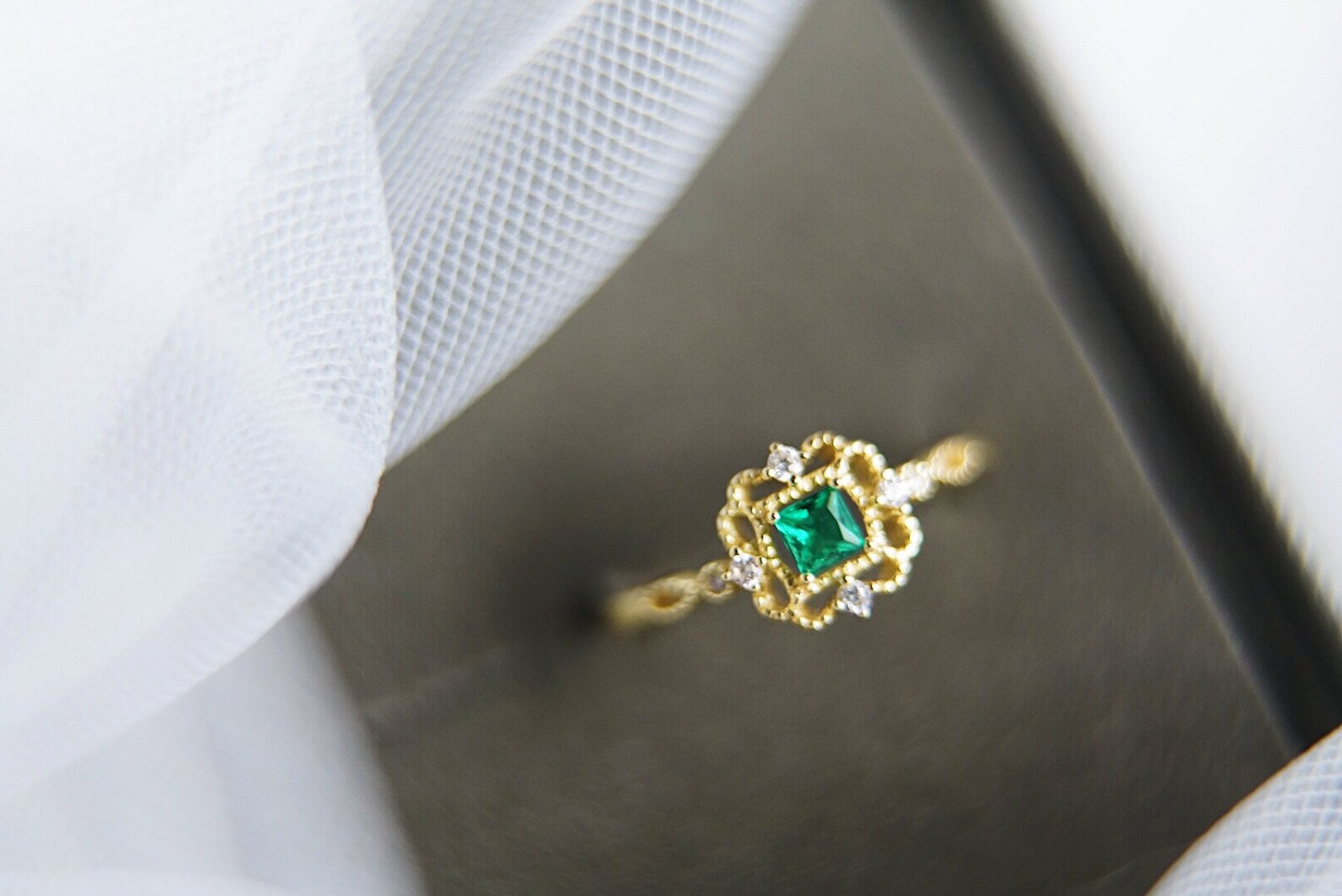 Dainty Emerald Promise Ring, Vintage Emerald Ring Silver, Green ...