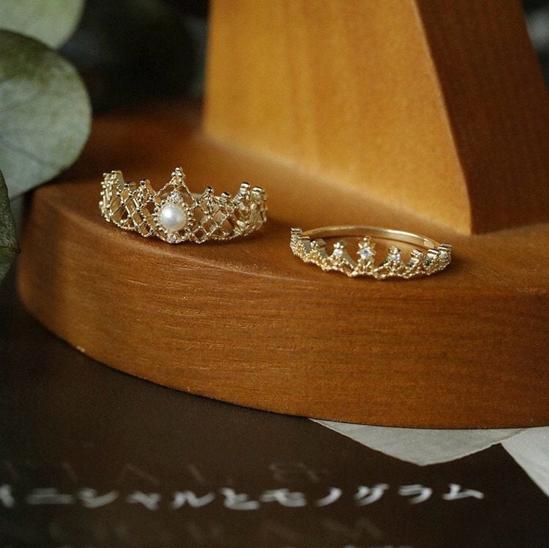 Crown Wedding Band, Dainty Crown Matching Wedding Ring, Vintage Tiara ...