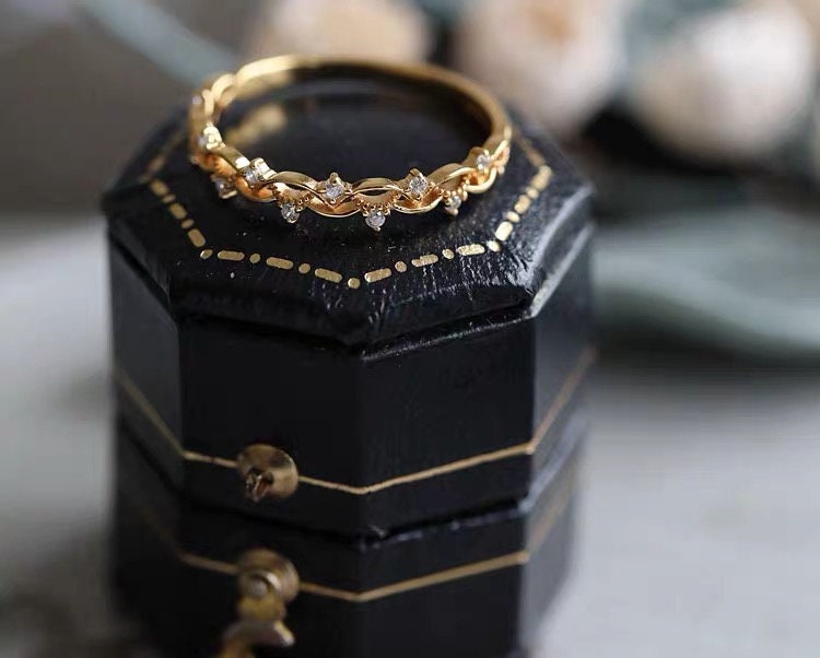 Tiny Diamond Wedding Ring Nature Inspired Ring Gold Leaf - Etsy