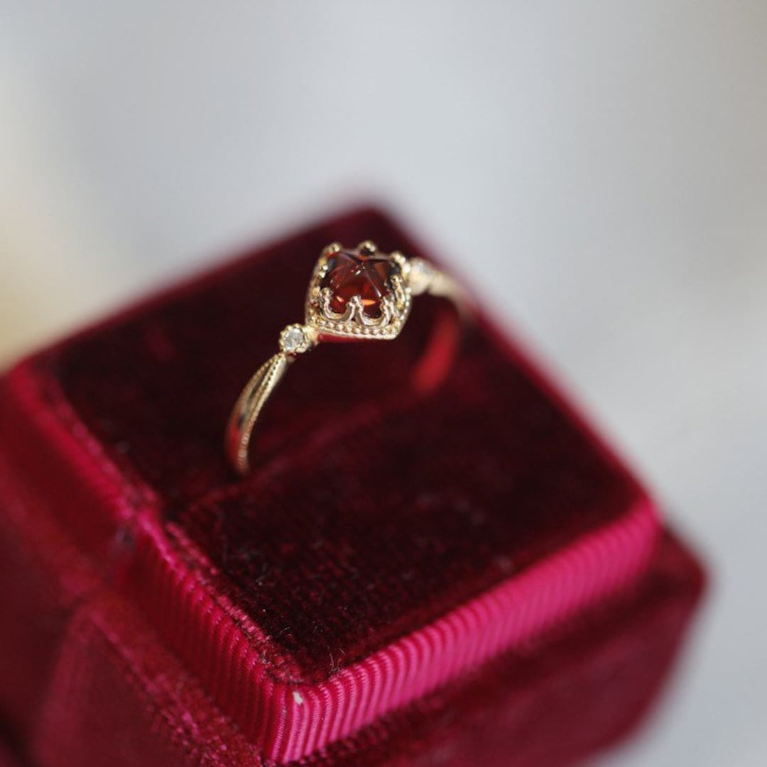 Vintage Garnet Engagement Ring, Garnet Promise Ring, Natural Red Garnet ...