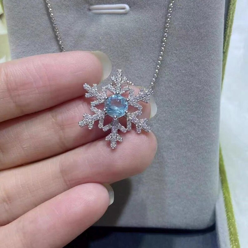 Christmas Snowflake Necklace, Diamond Snowflake Pendant Necklace ...