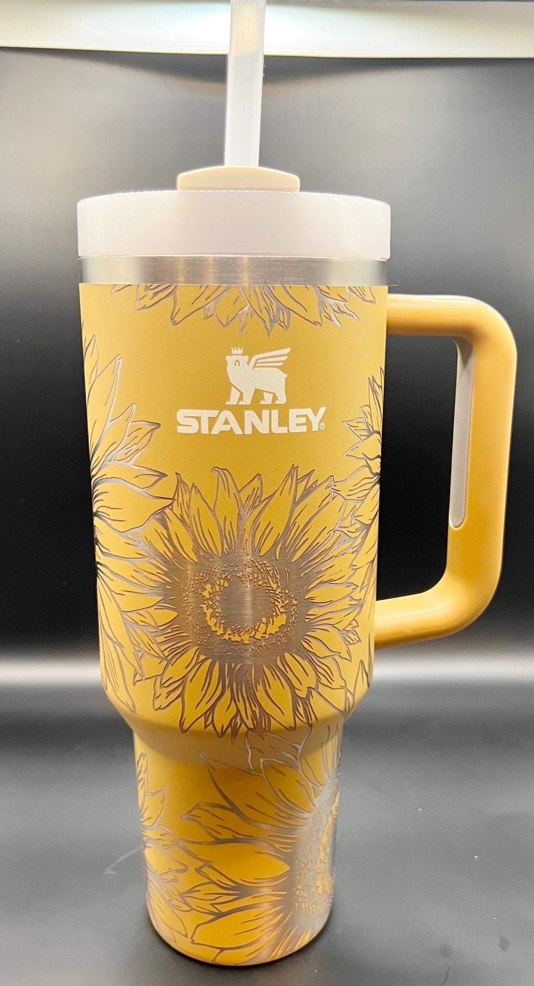 Stanley the Quencher H2.0 Yarrow Custom Engraved Sunflower - Etsy