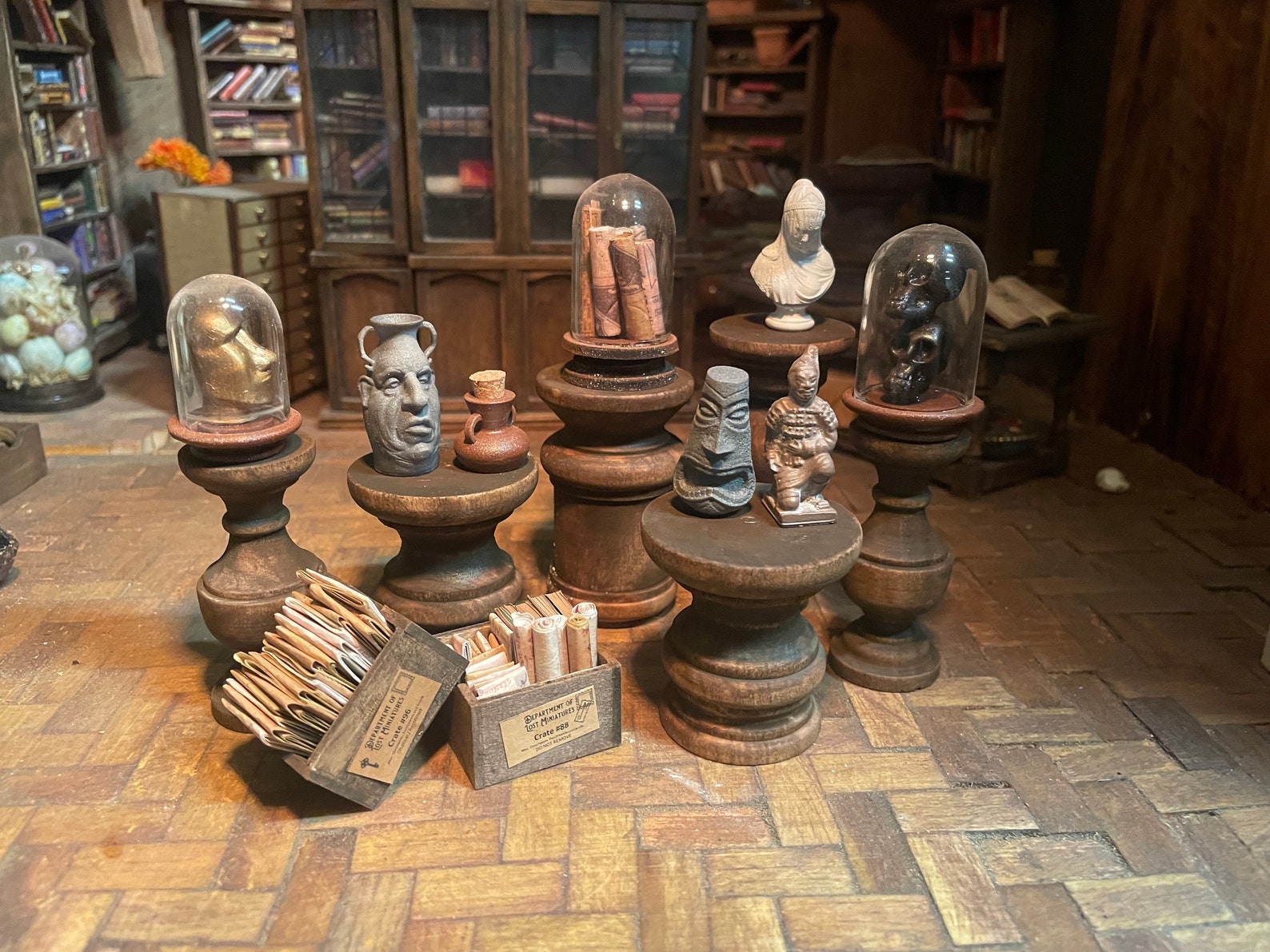 Lost Miniatures - Display Plinths & Pedestals - 1/12 Scale - Diorama ...