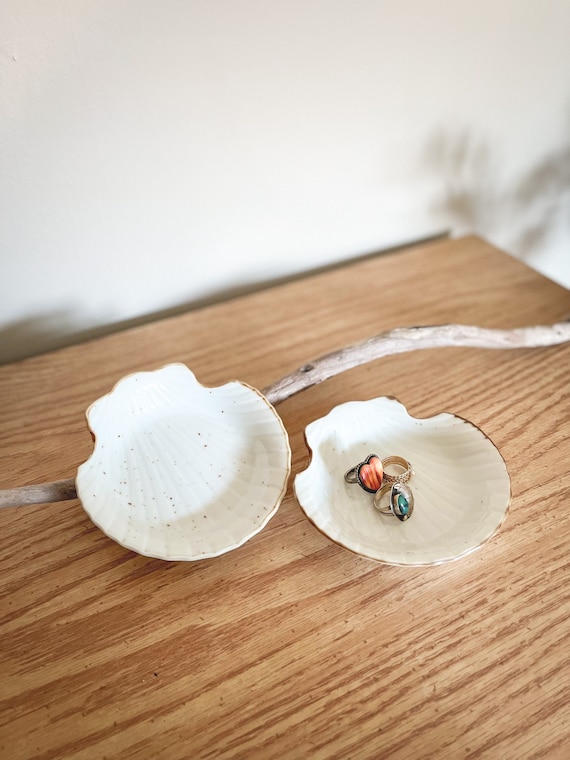 2 Ceramic Sea Shell Dishes - Gem