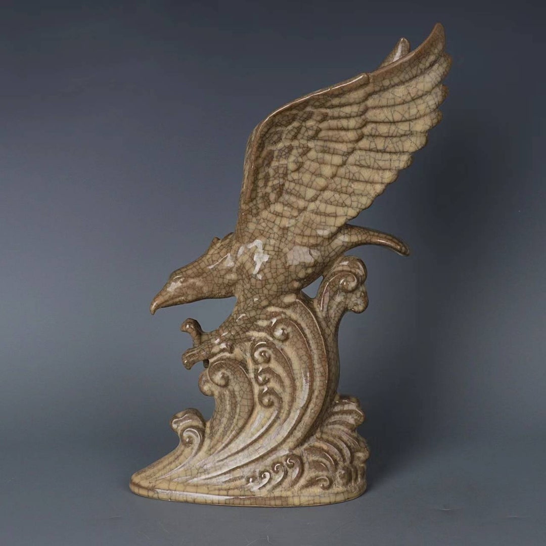 Chinese Antiques Porcelain Eagle Statue Song Dynasty Ge Ware Celedon ...