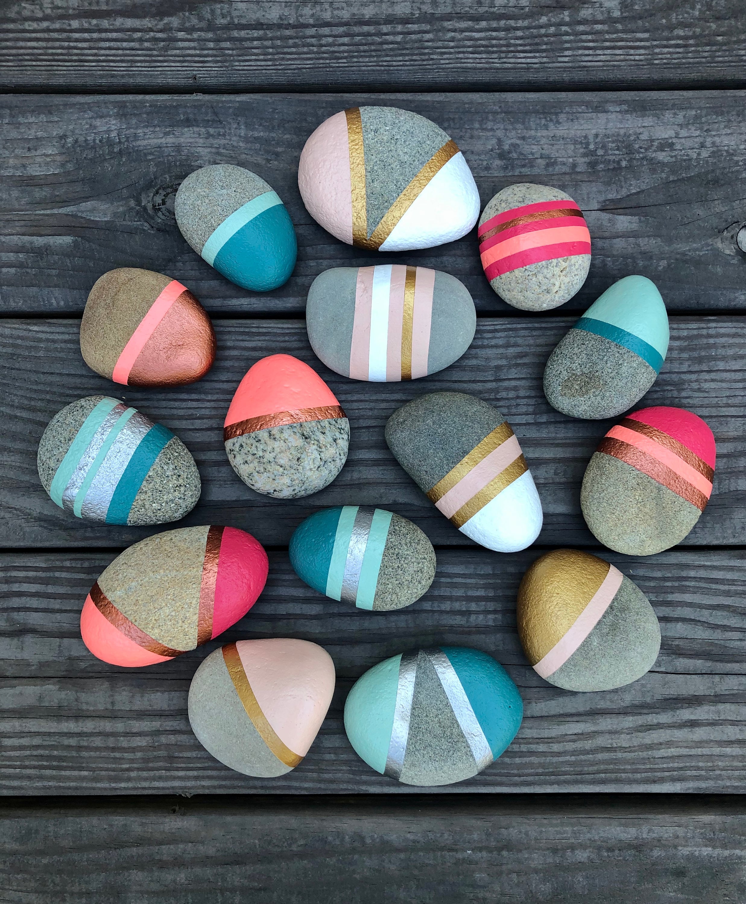 Set of 5 Hand Painted Stones Decorative Stones Art Display - Etsy Canada