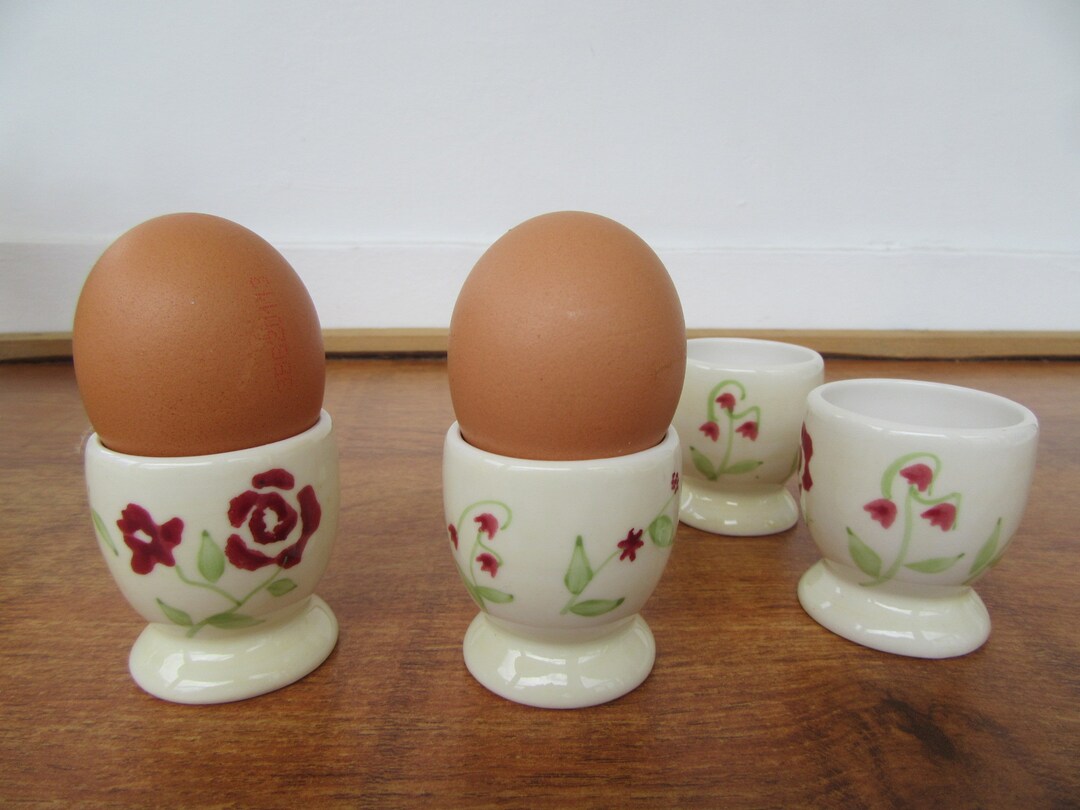 Eierbecher Set mit 4 Keramik Eierbechern, handbemalte Vintage ...