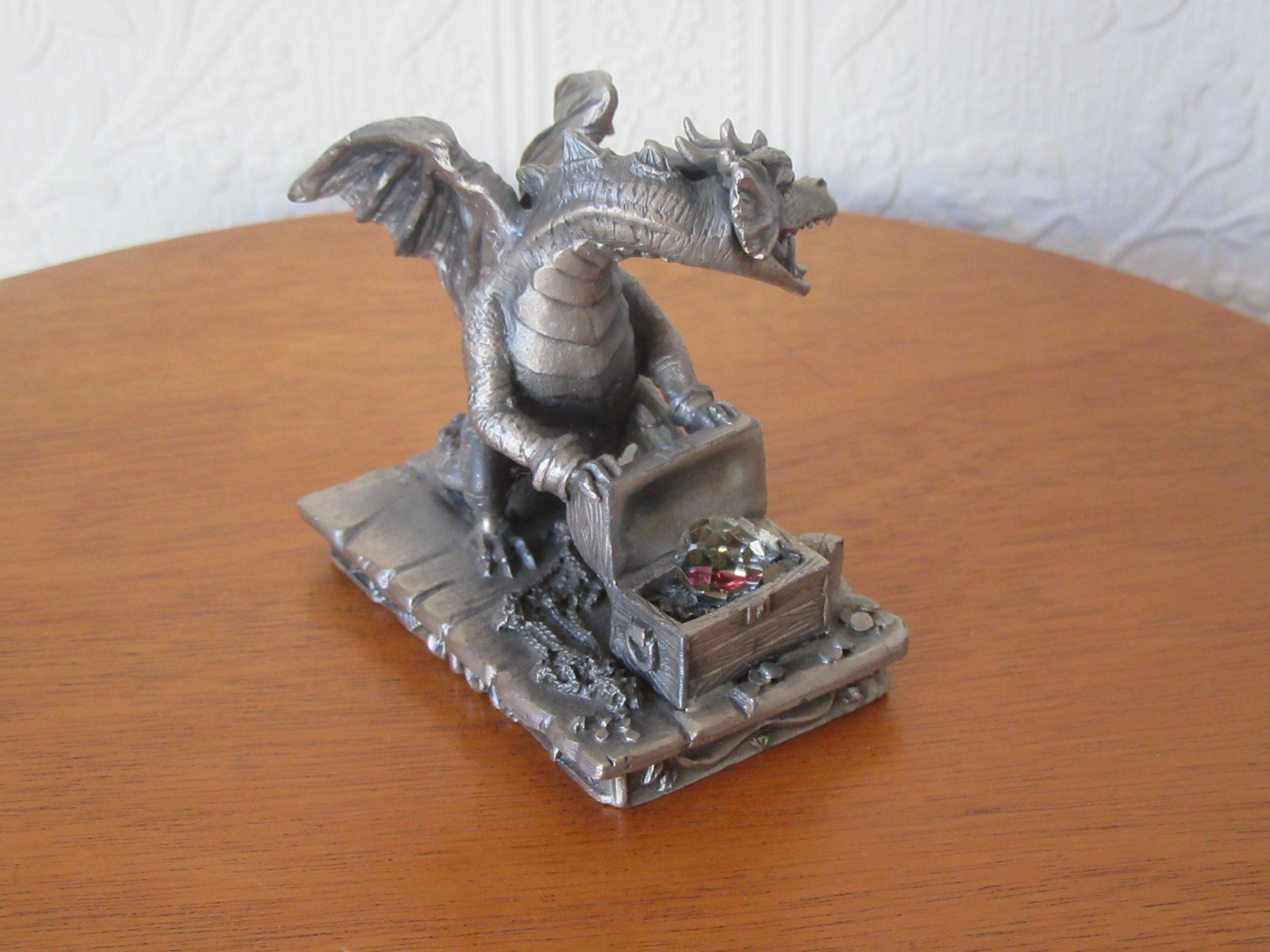 Tudor Mint Pewter Dragon With Crystal, Myths and Magic Figurine Hiding ...