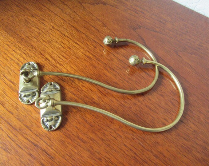 Pair Brass Curtain Holdbacks Tiebacks Vintage Swivel Arm Wall Mount ...