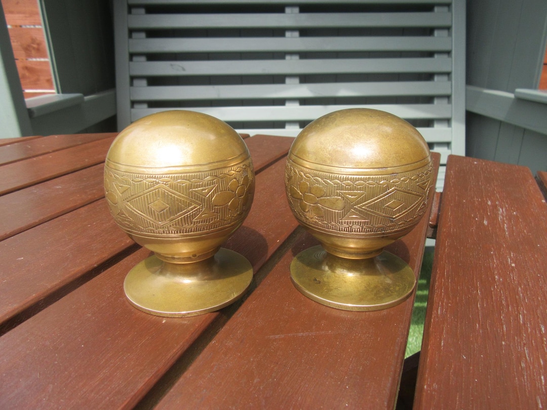 Pair Antique Vintage Brass Finials, Hand Decorated - Bed Post ,dummy ...