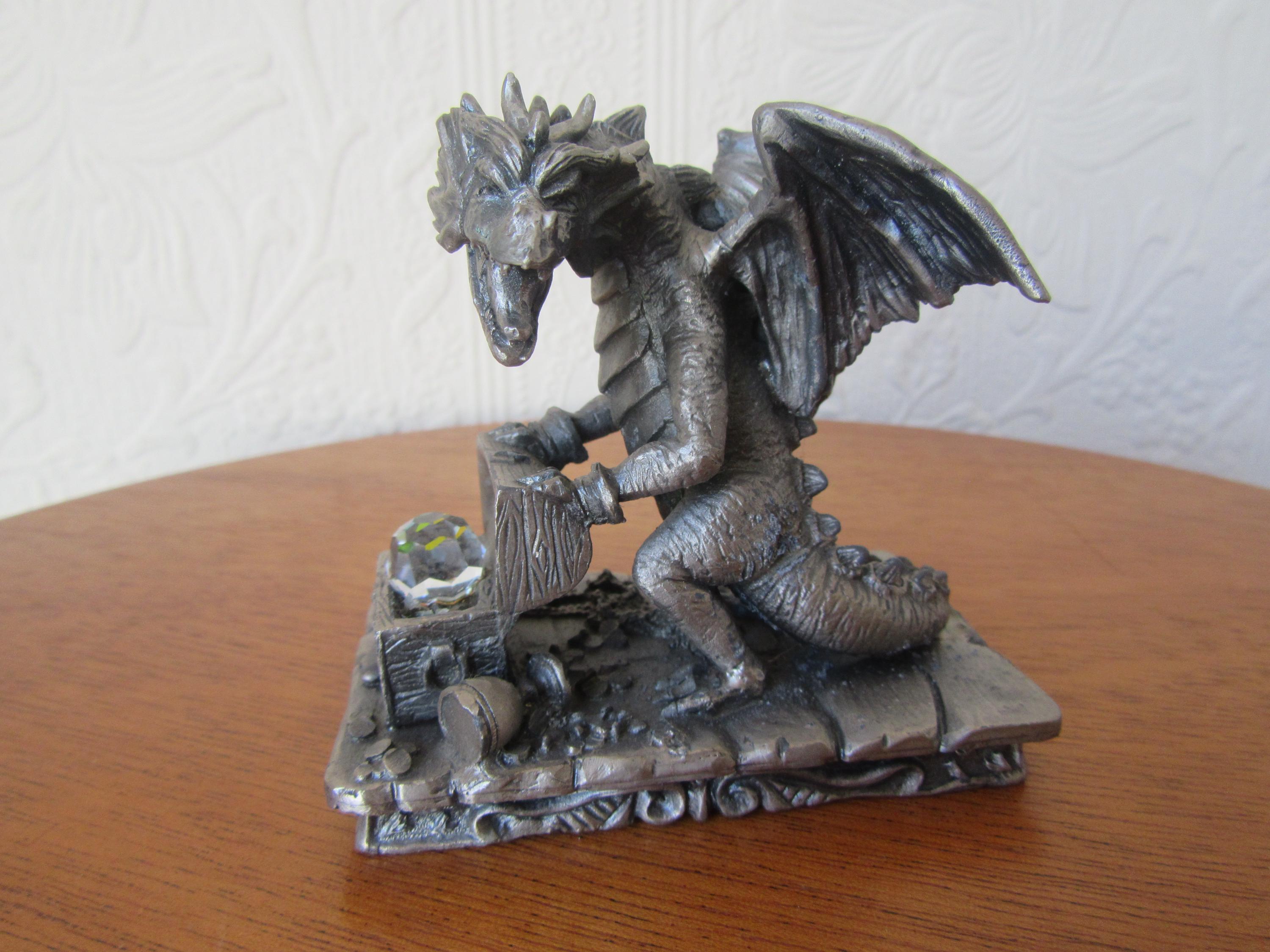 Tudor Mint Pewter Dragon With Crystal, Myths and Magic Figurine Hiding ...
